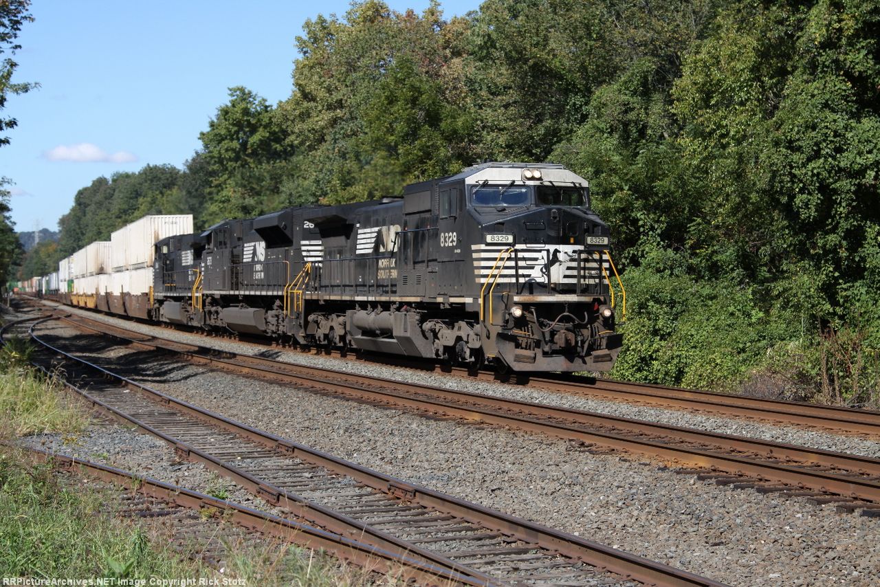 NS 8329
